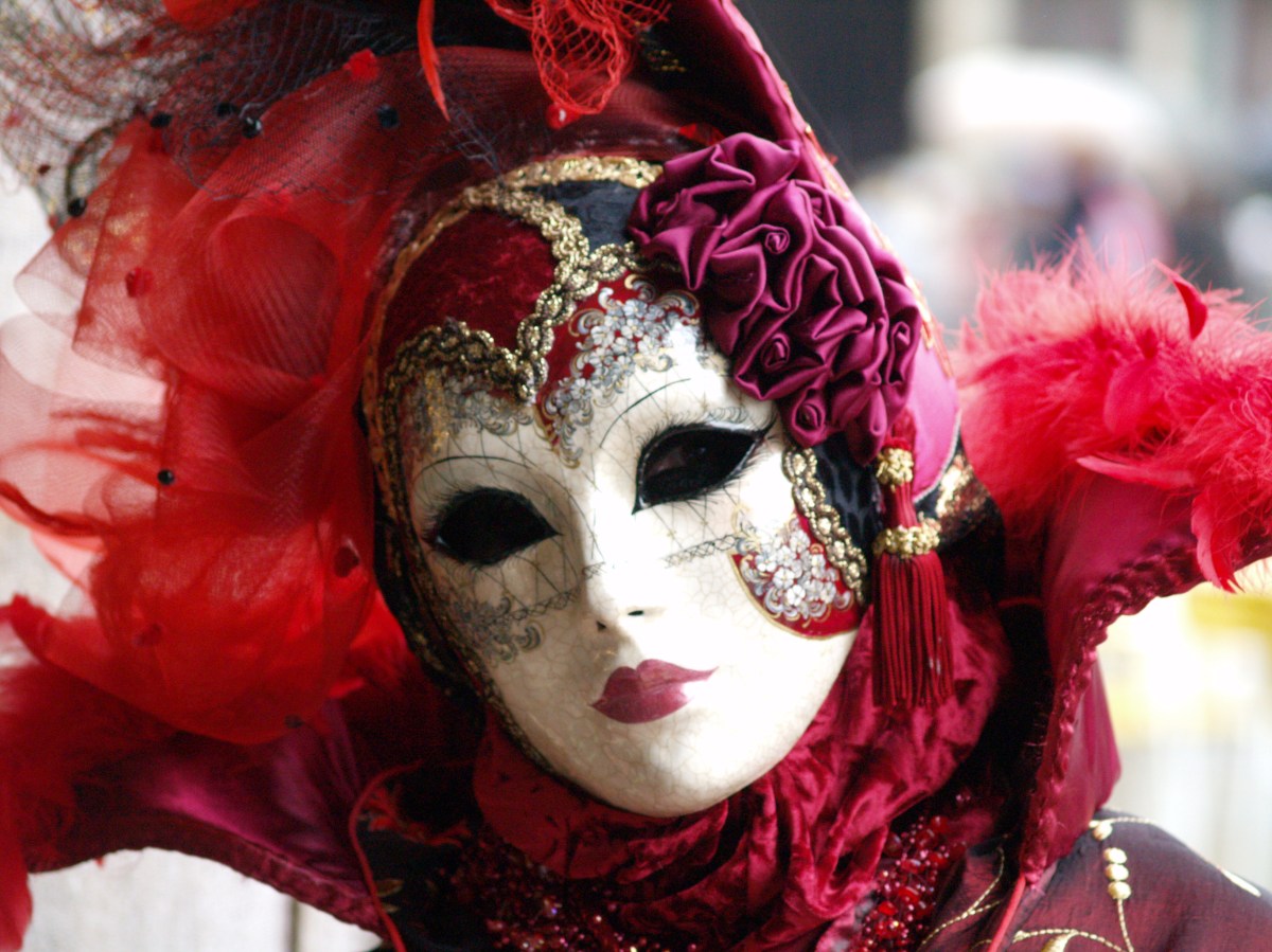 Second Venice is Sinking Masquerade Ball giveaway – Seattle Pockets
